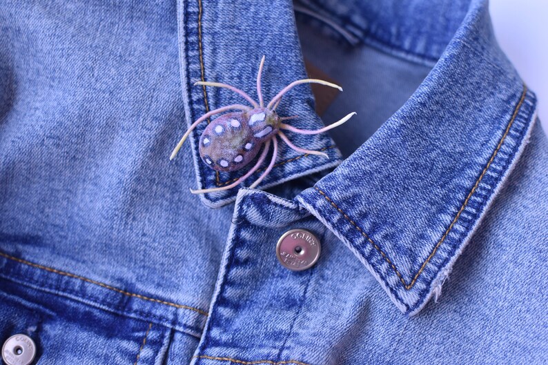 Spider Pin Spider Miniature Brooch Realistic Spider Clay - Etsy