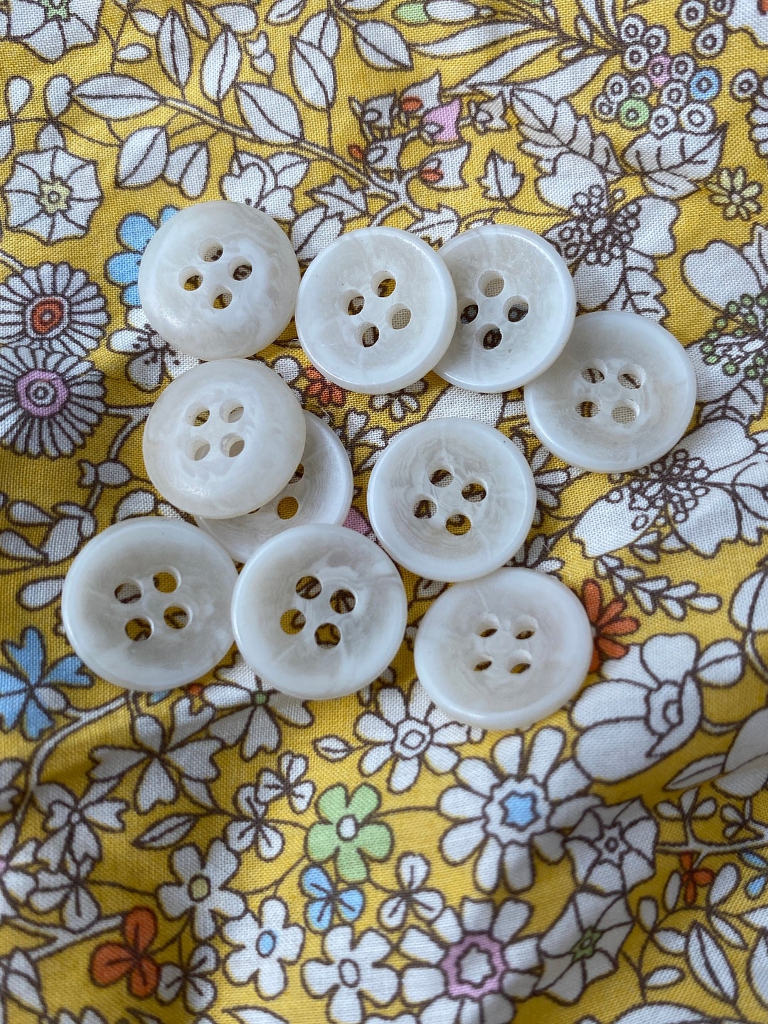 10 13mm Cream Marble Effect Buttons. Shirting and Baby Buttons - Etsy