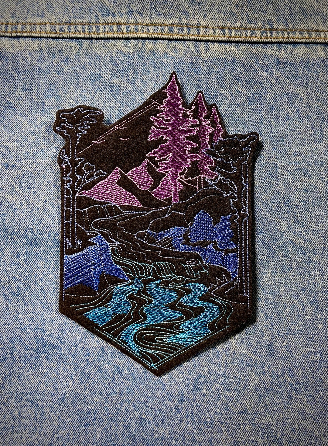 Outdoor Mountain Stream River Gradient Iron-on Patches - 2 Types ...