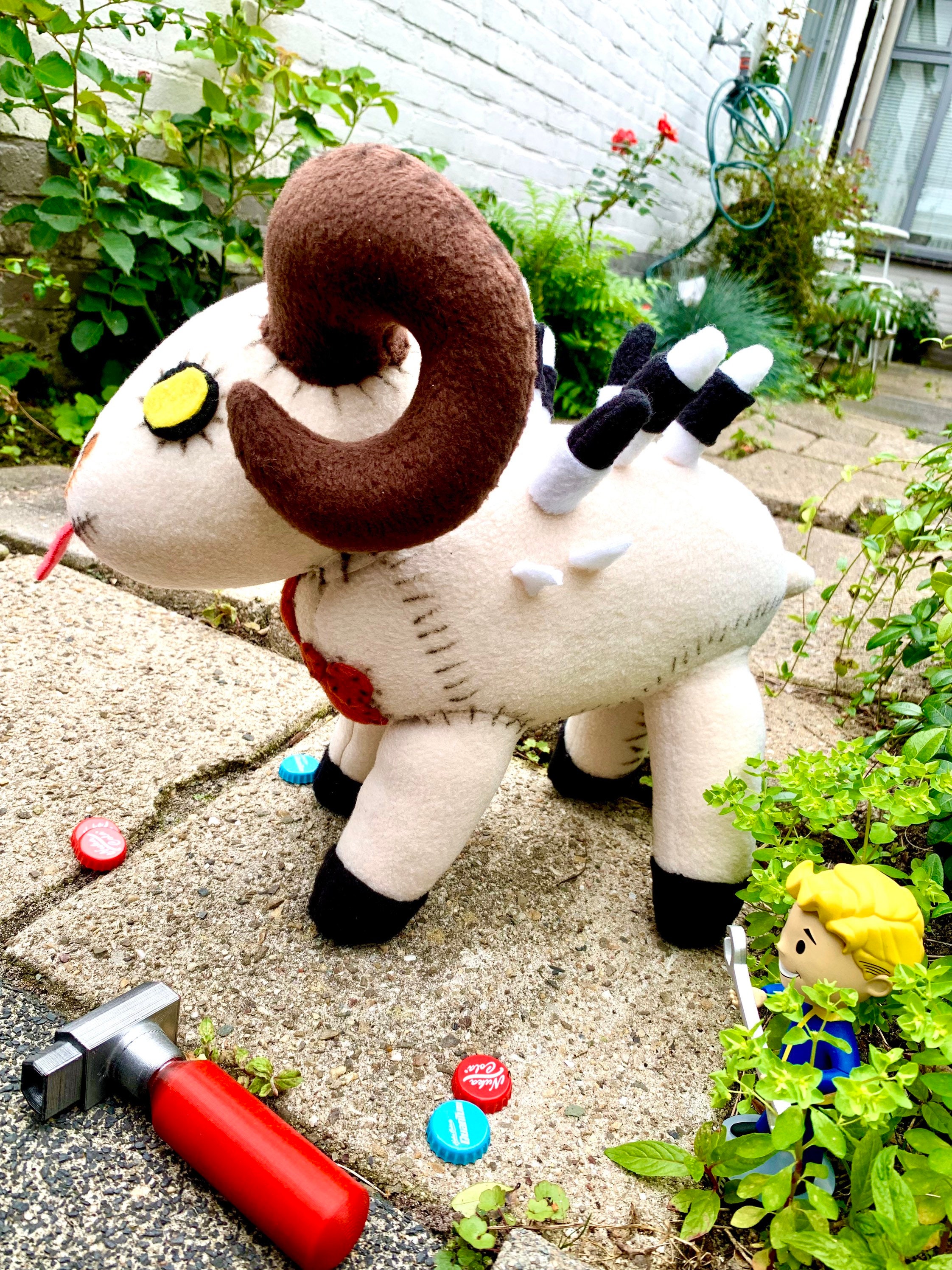 Sheepsquatch Plushie - Cryptid- Games- Cosplay - Etsy