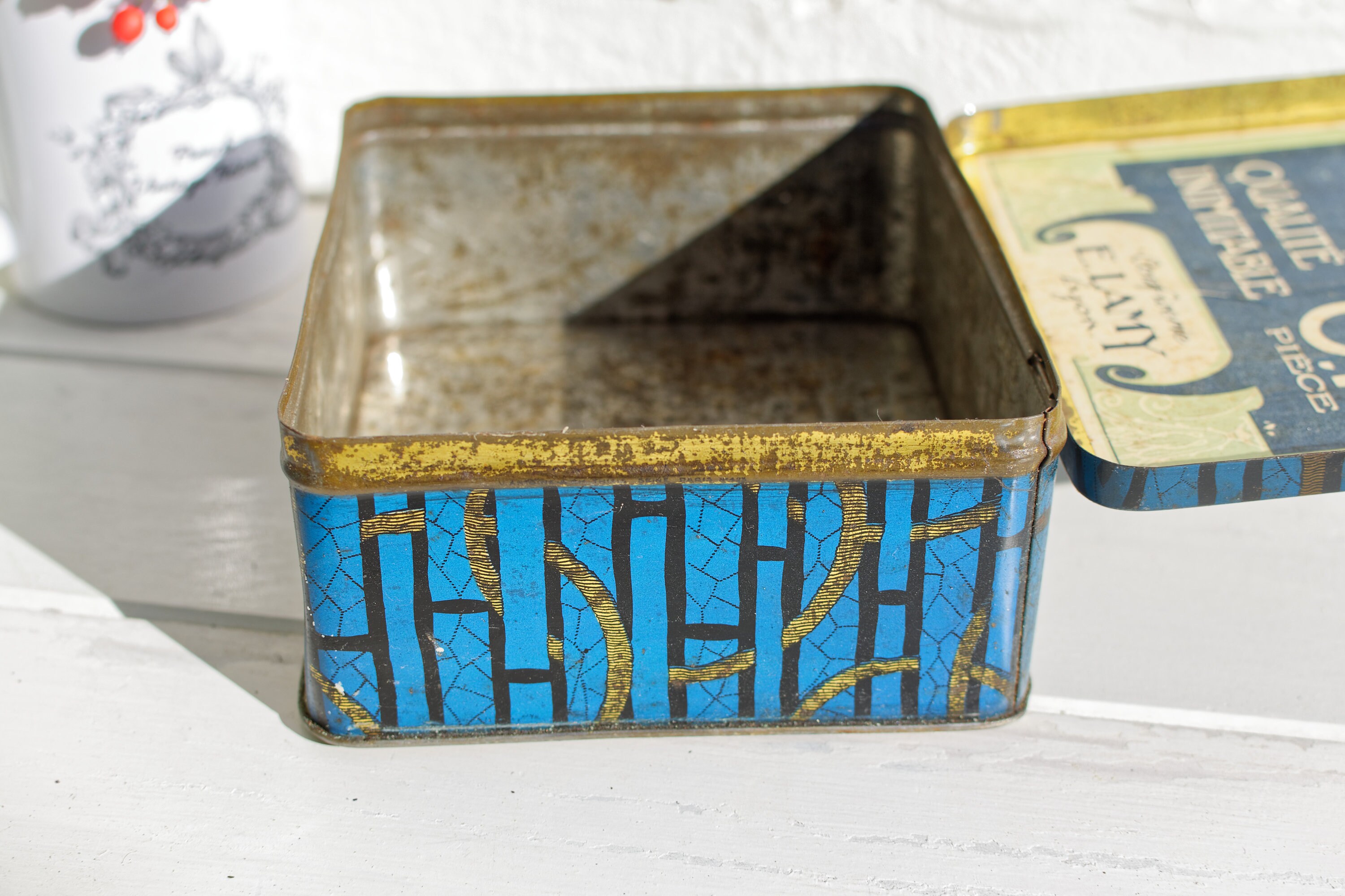 French Vintage Tin Advertising Tin Bin Box ~ Advertising Candy Box Tin ...