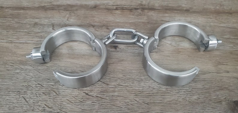 Wrist Stainless Steel 1" Wide Locking Arm Restraint Cuffs W/ D-ring ...