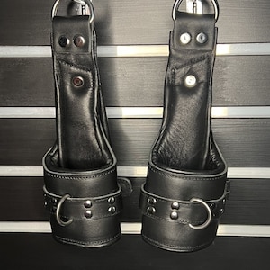 Suspension Cuffs Padded Leather Restraints Locking Buckle Bondage Wrist ...