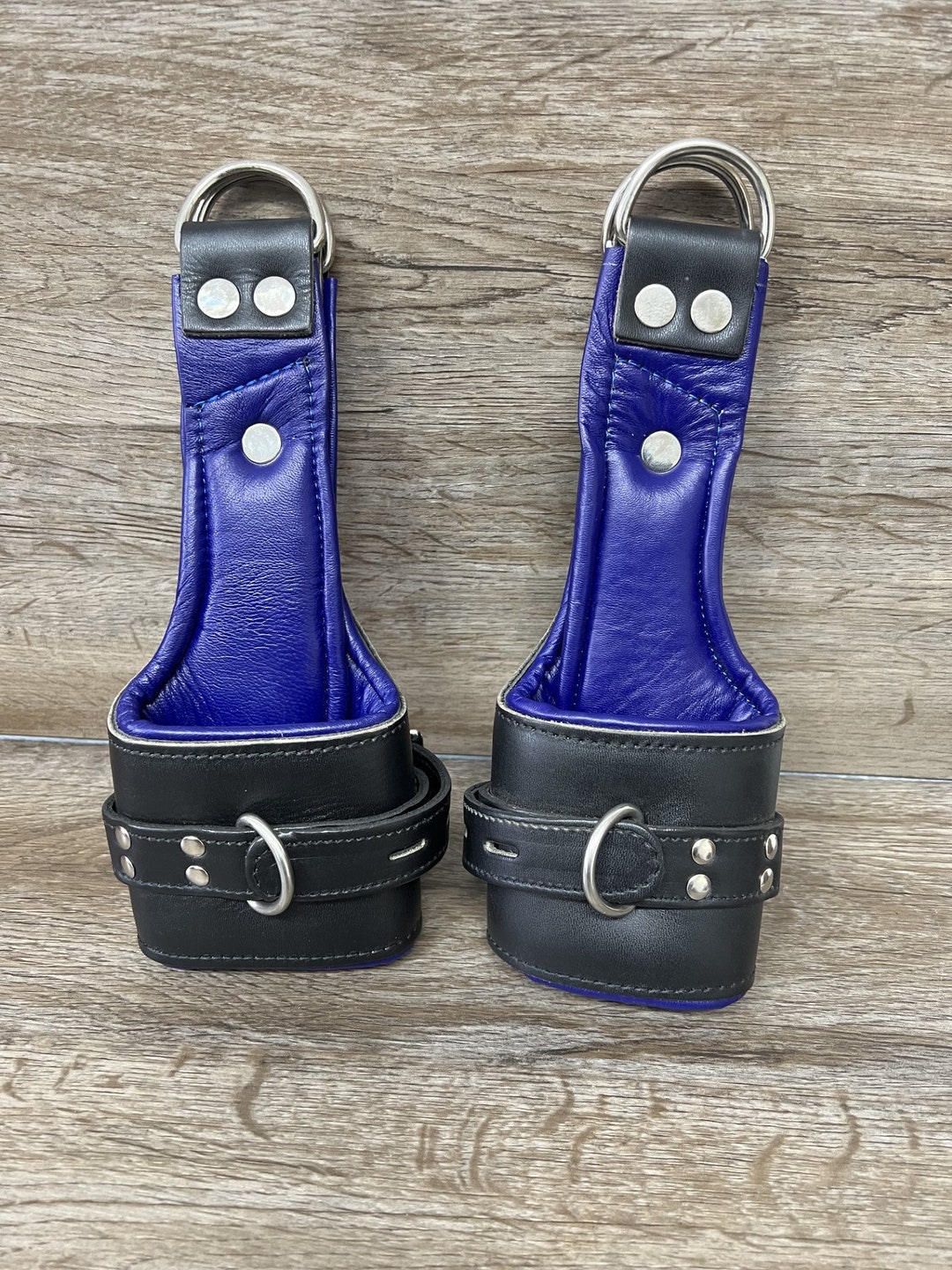 Black / Purple Padded Leather Suspension Cuffs Restraints Locking ...