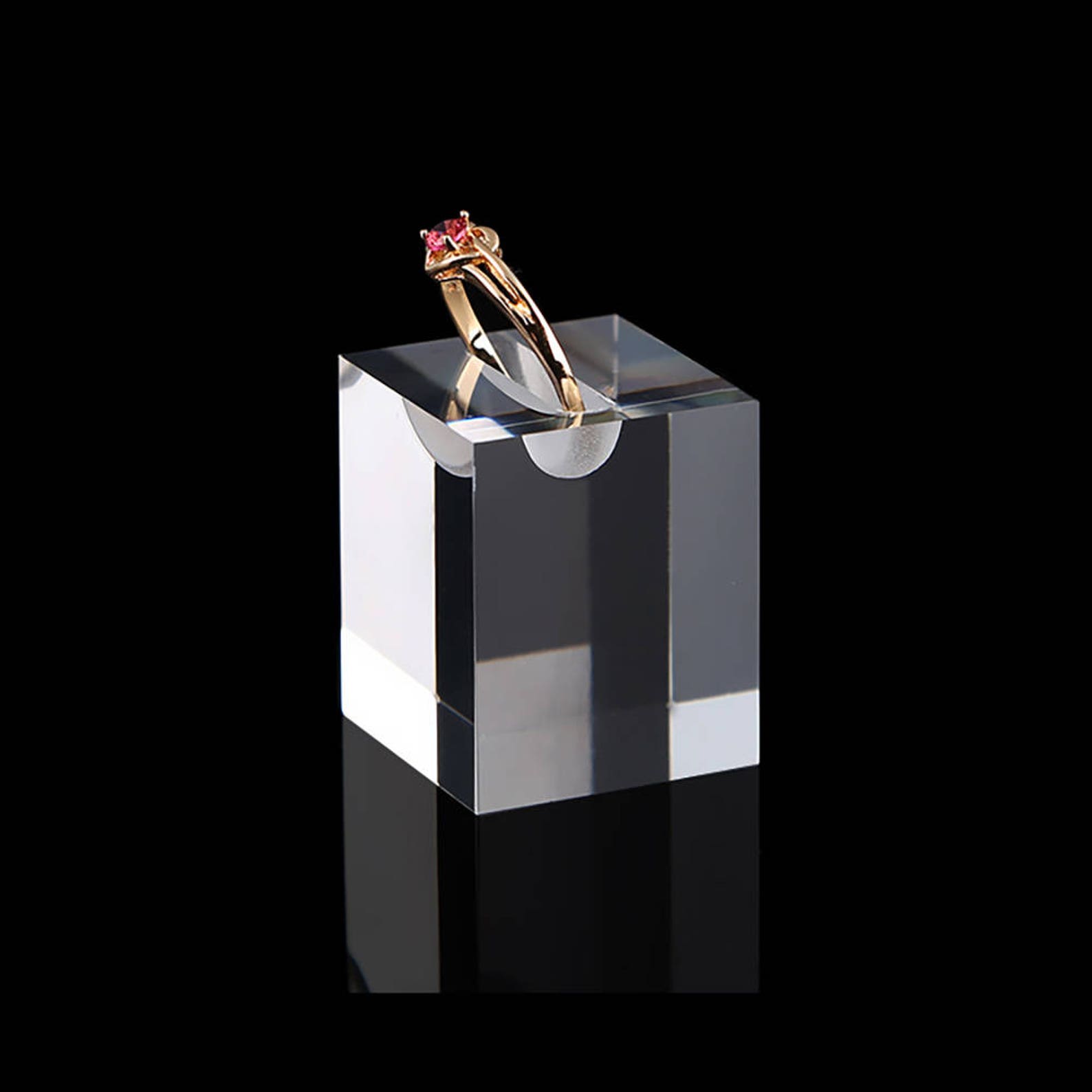 Beautiful Modern Premium Grade Clear Acrylic Ring Holder - Etsy