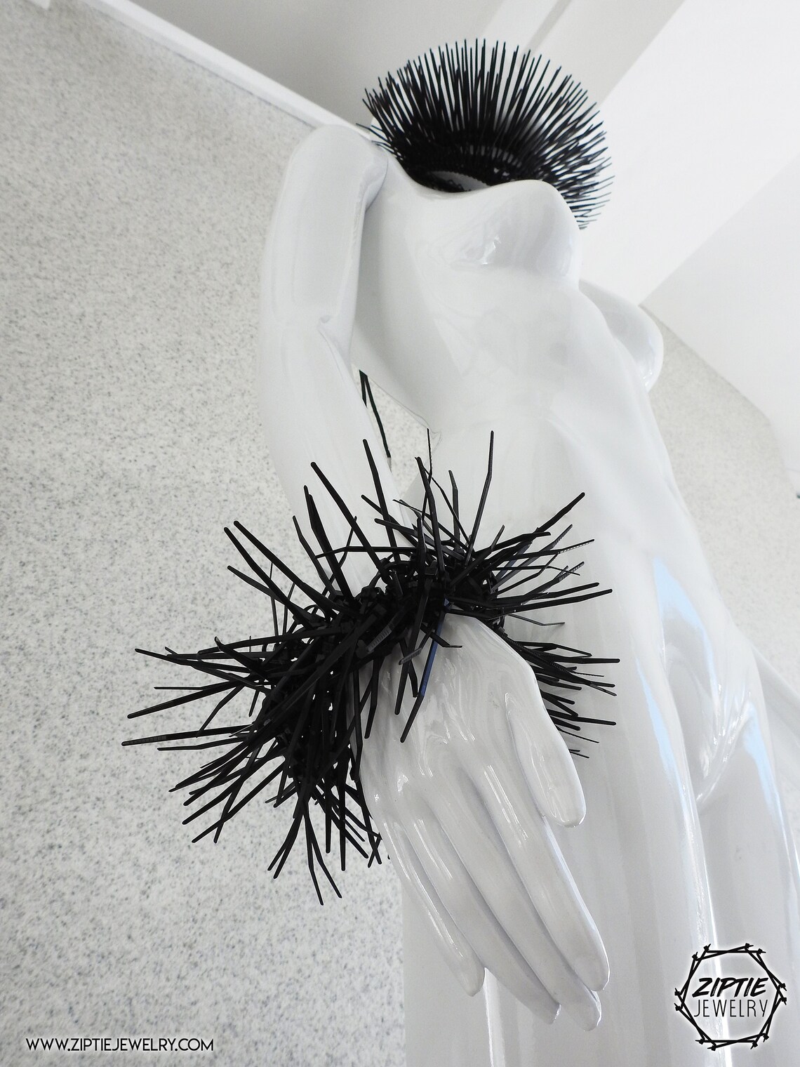 Spike Elastic Bracelet / Black Spike Cuff / Zip Tie Spike Arm - Etsy