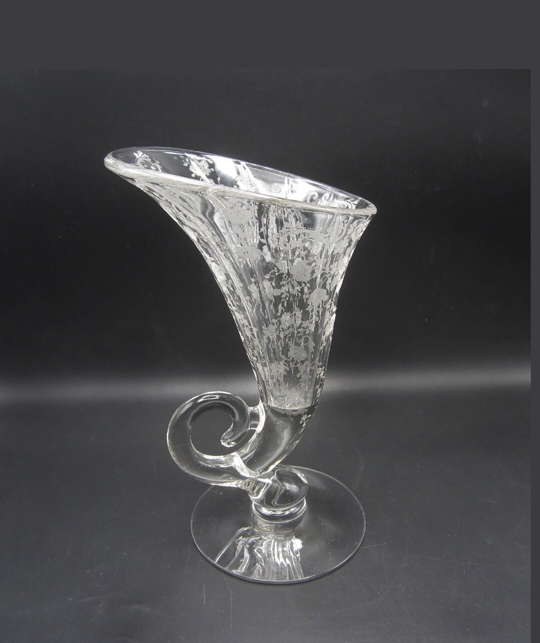 Cambridge Chantilly Etch Cornucopia Vase - Elegant Depression Glass - Etsy