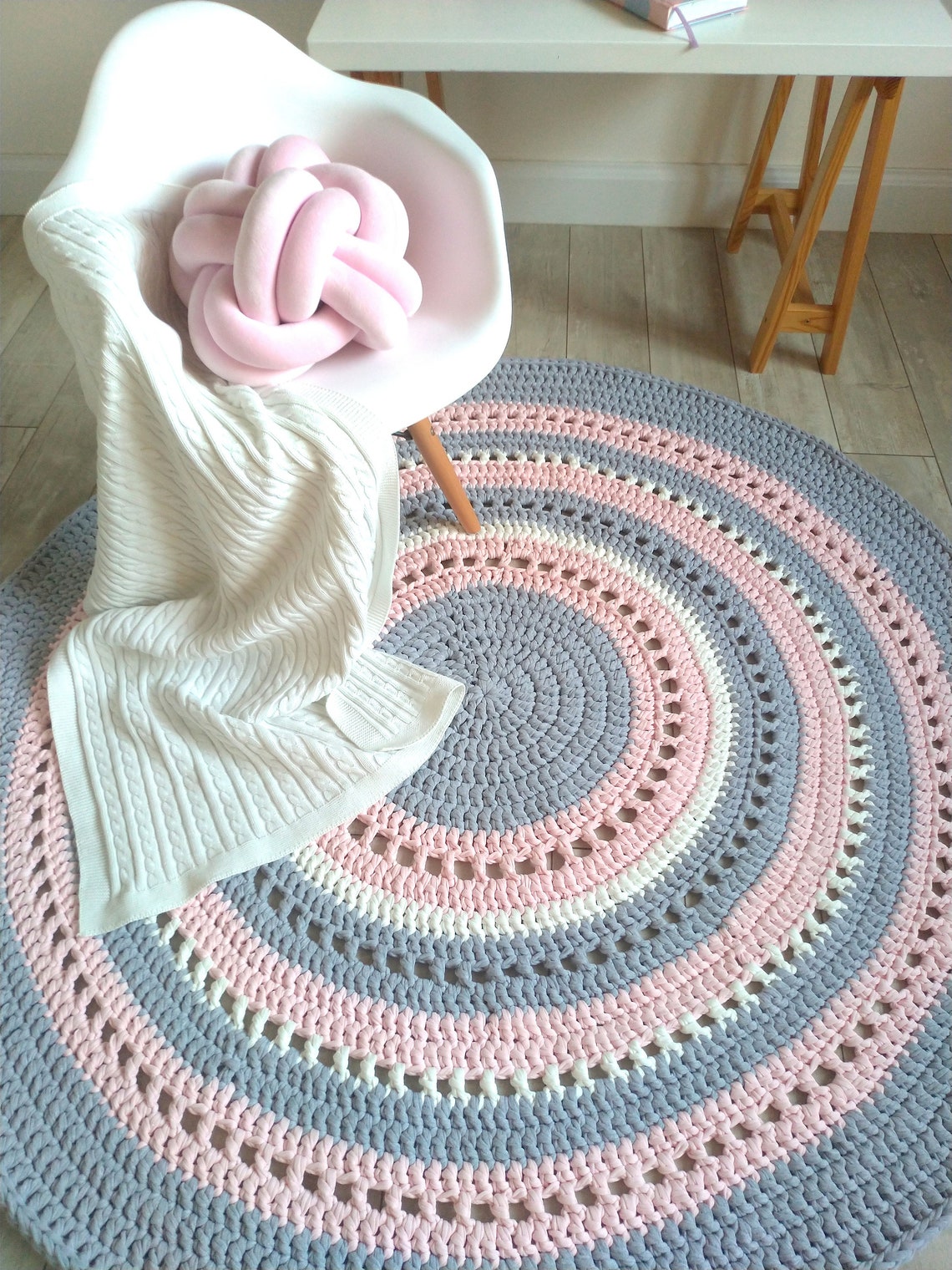 Crochet round rug Modern rug Nursery rug Kids rug Nursery | Etsy