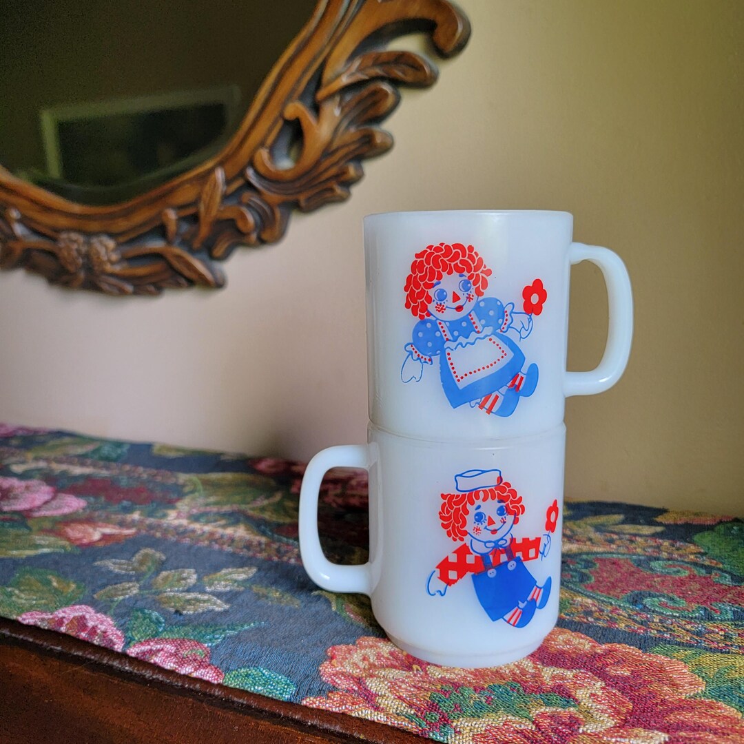 Vintage Raggedy Ann and Andy Milk Glass Mugs | Set of (2) - Etsy