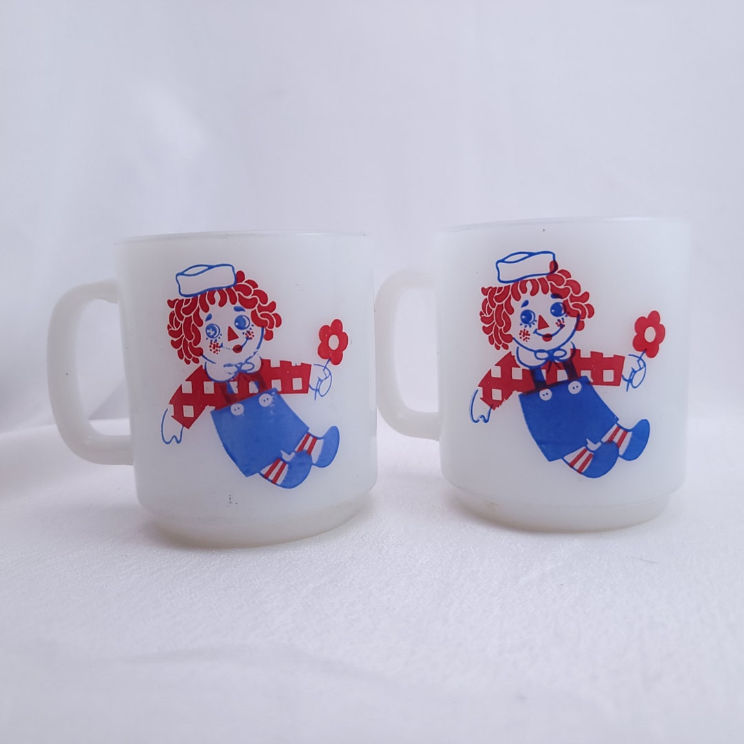 Vintage Raggedy Ann and Andy Milk Glass Mugs Set of 2 - Etsy