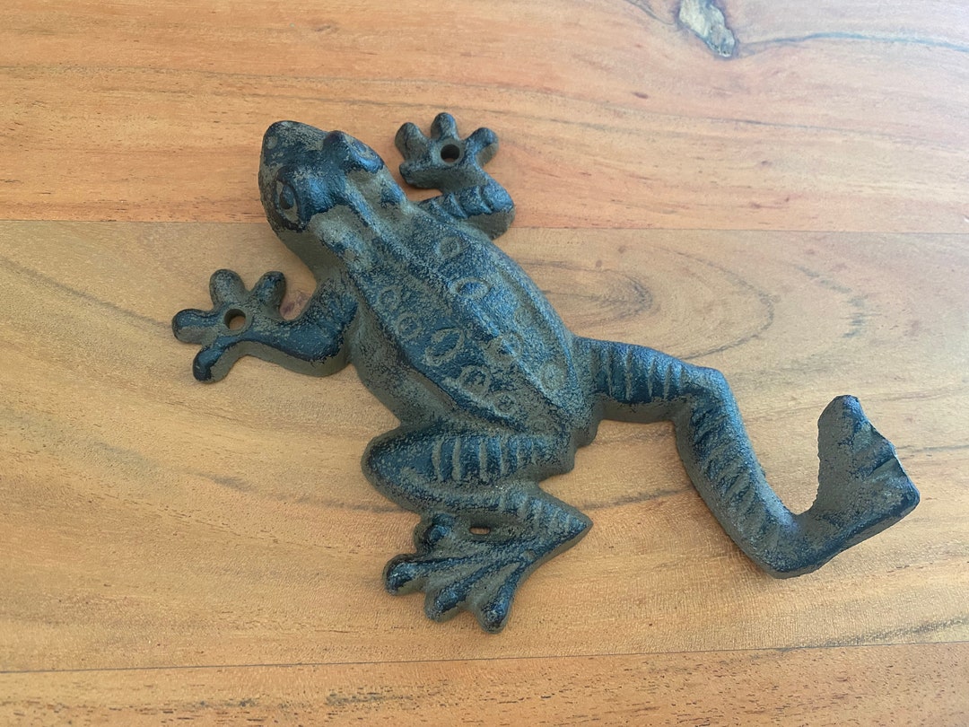 Cast Iron Rustic Frog Wall Hooks Farm Country Hooks & Fixture Nursery ...