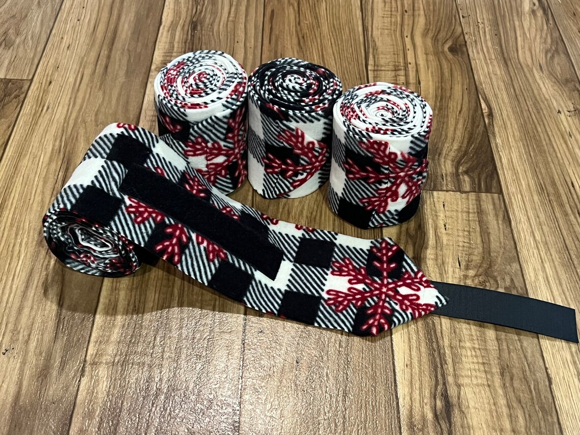 Christmas Polo Wraps Set of 2 or 4 Red Polo Wraps Fleece - Etsy