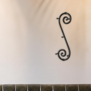 Iron Vertical Key Holder for Wall, Entryway Wall Key Hanger, Metal Key ...