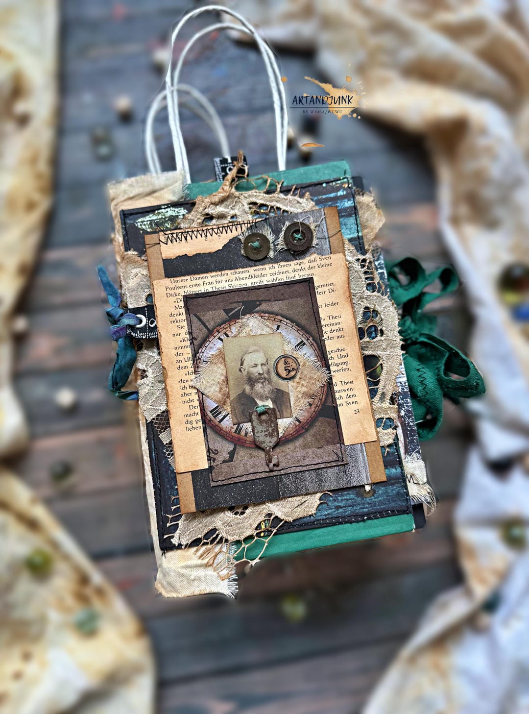 Vintage Junk Journal; Old Book Pages Junk Journal; Layers Junk Journal ...