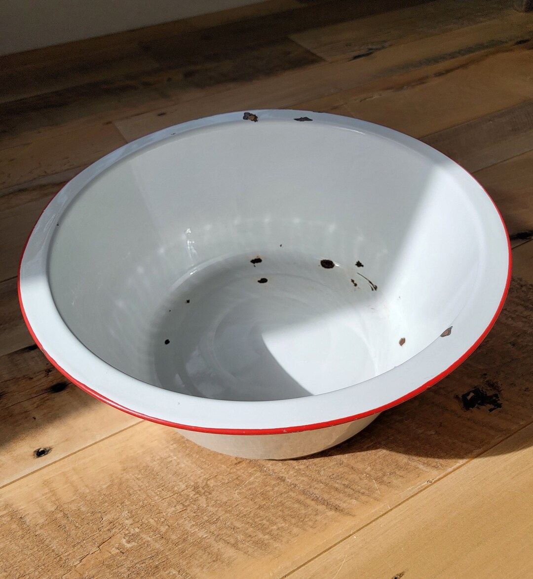 Large Round White Enamel With Red Trim Wash Basin / Tub - Etsy