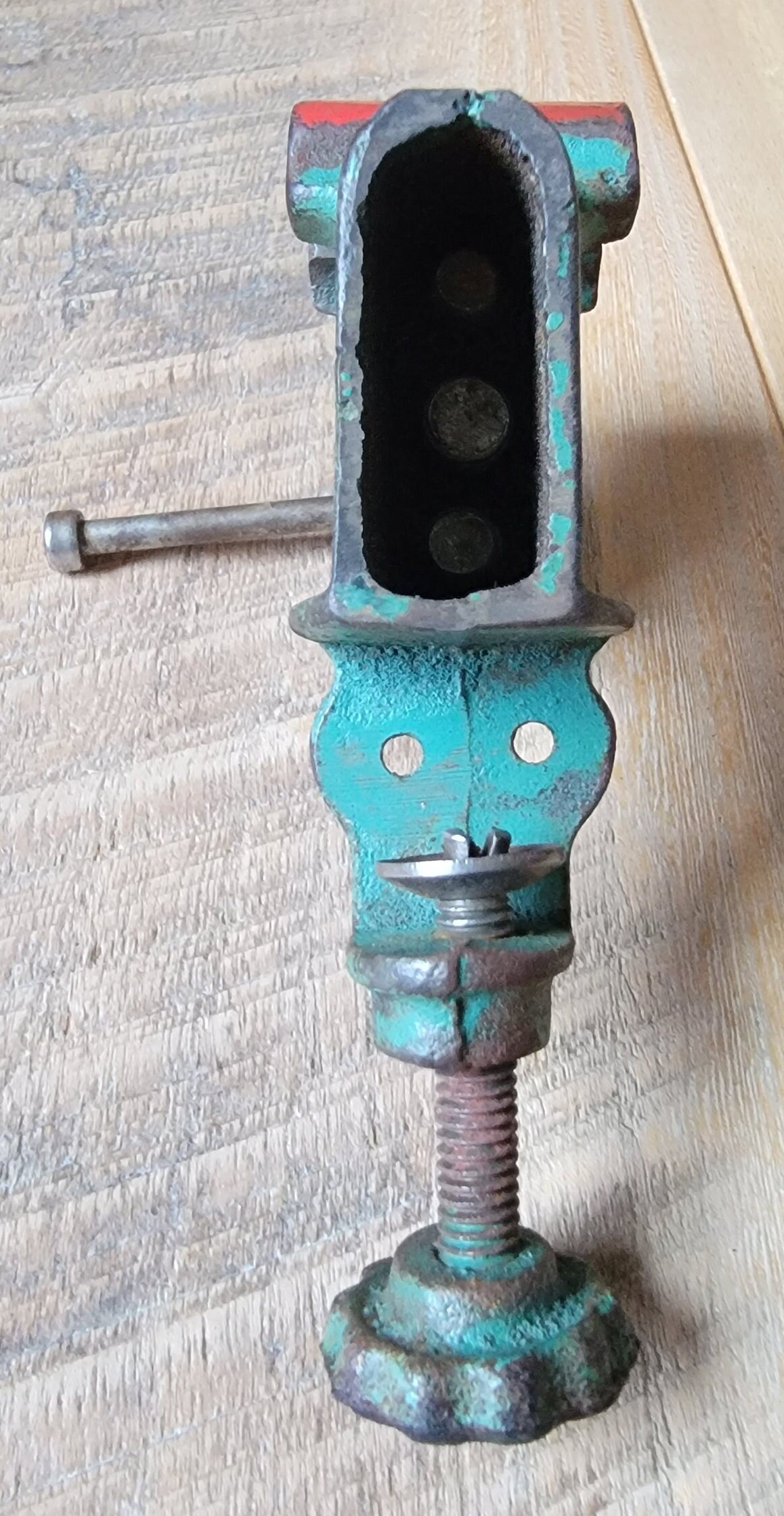 Vintage Cast Iron Miniature Bench Vise - Etsy