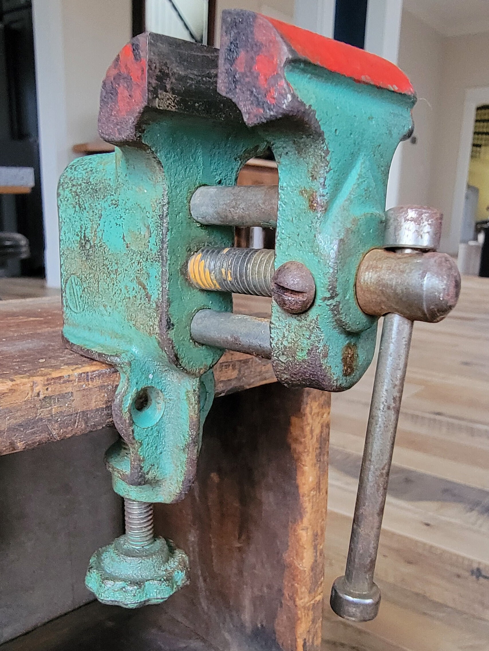 Vintage Cast Iron Miniature Bench Vise - Etsy