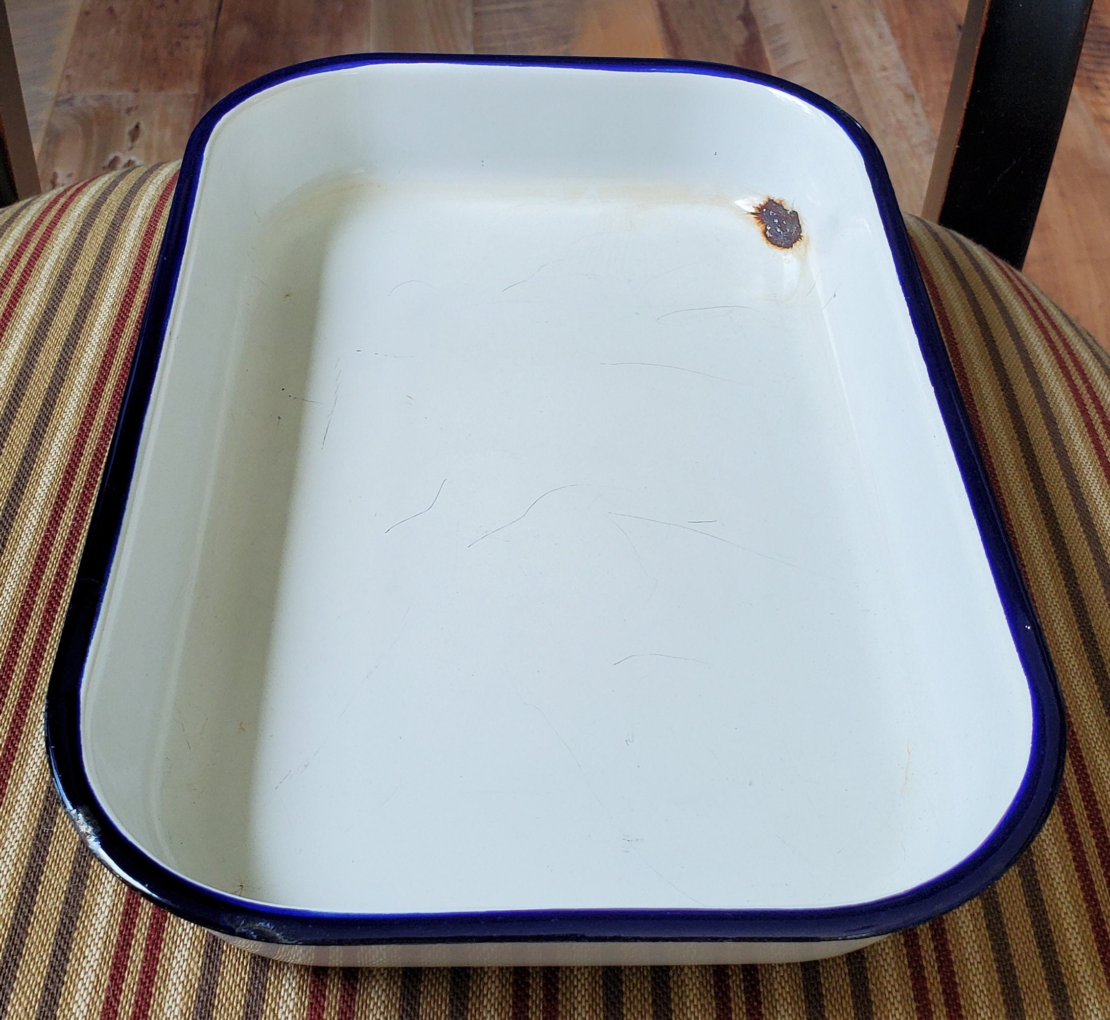 Small Rectangular White Enamel Pan With Cobalt Blue Trim - Etsy