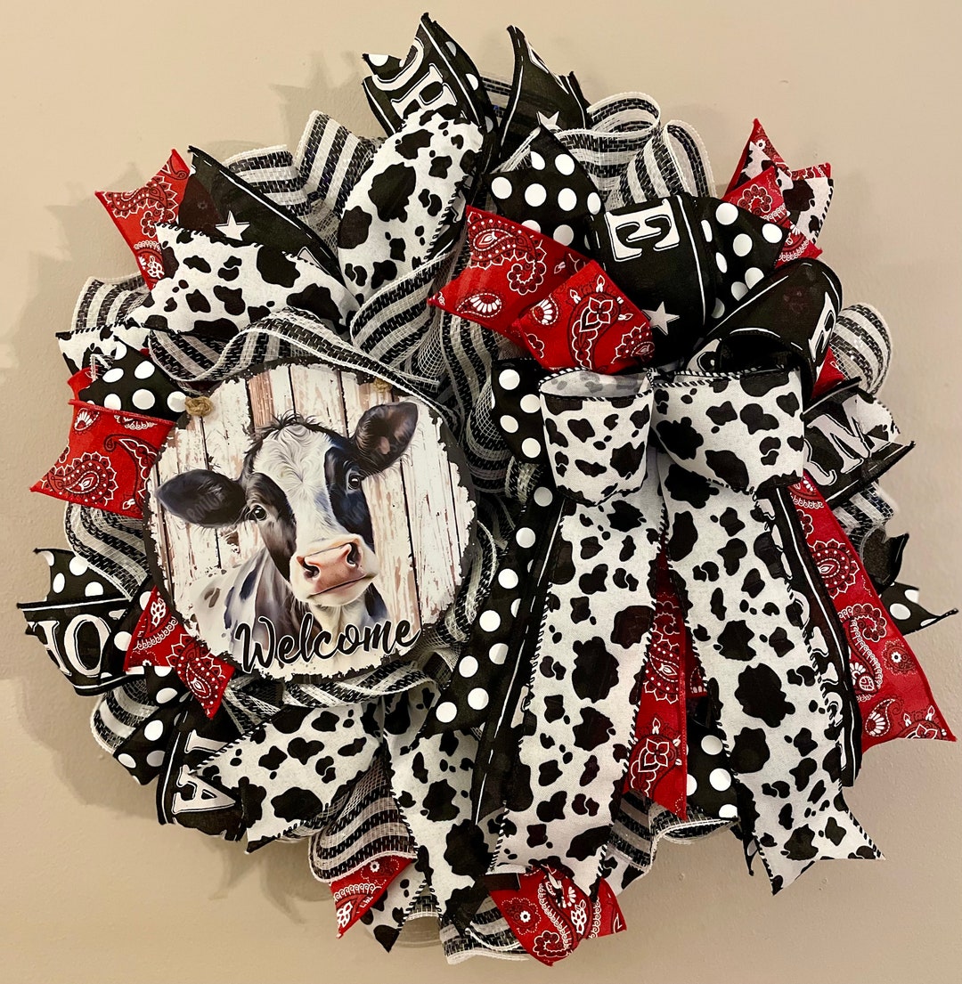 Farmhouse Cow Red Bandana Themed Welcome Wreath - Etsy