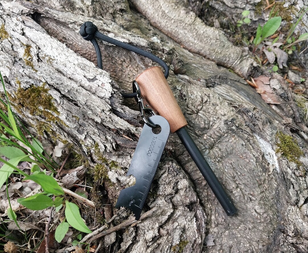 Flint and Steel Fire Starter Rod Paracord Fire Starter Camping Fire ...