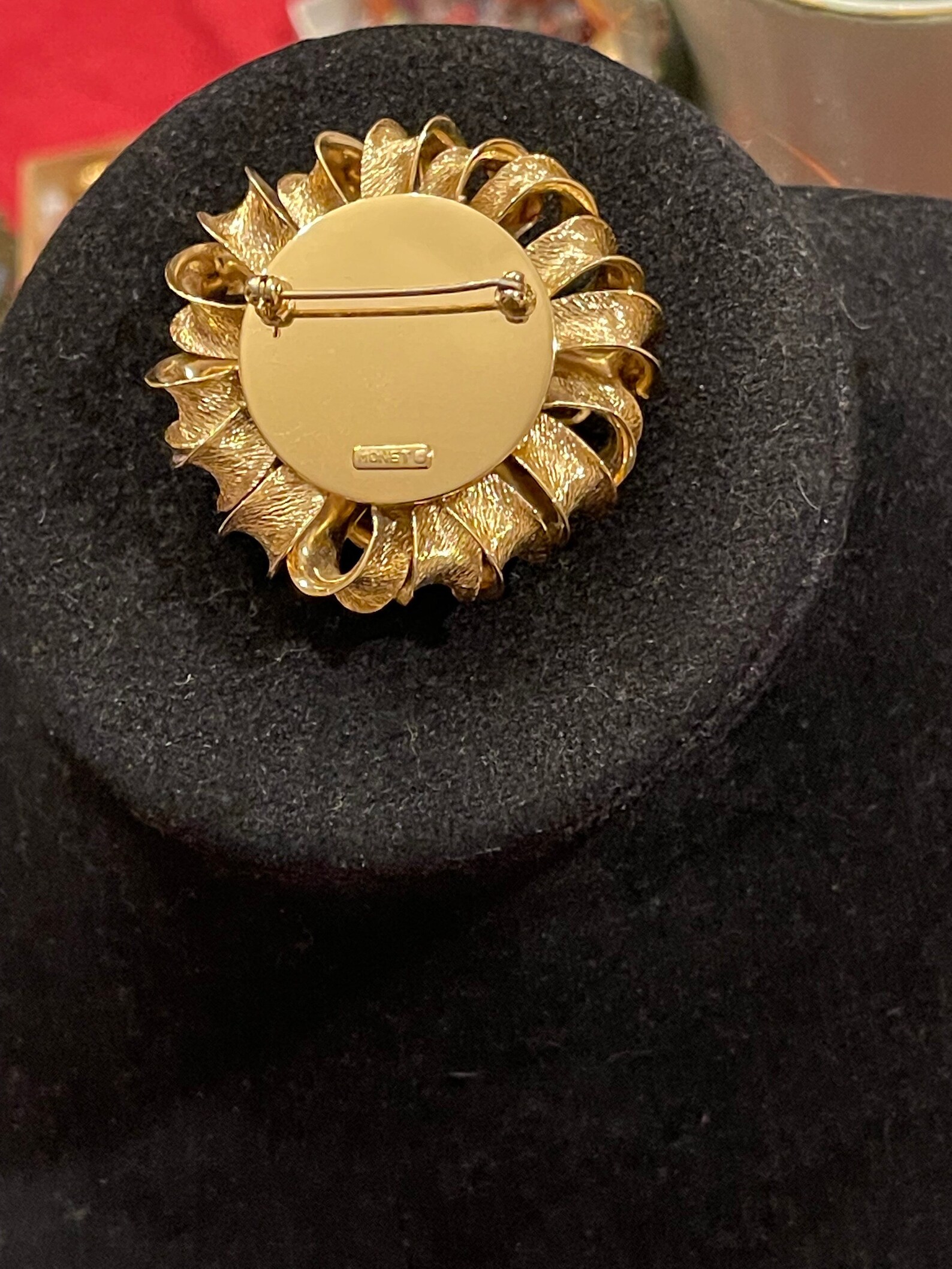 Beautiful Monet Gold Tone Layers of Ribbons Brooch Vintage - Etsy