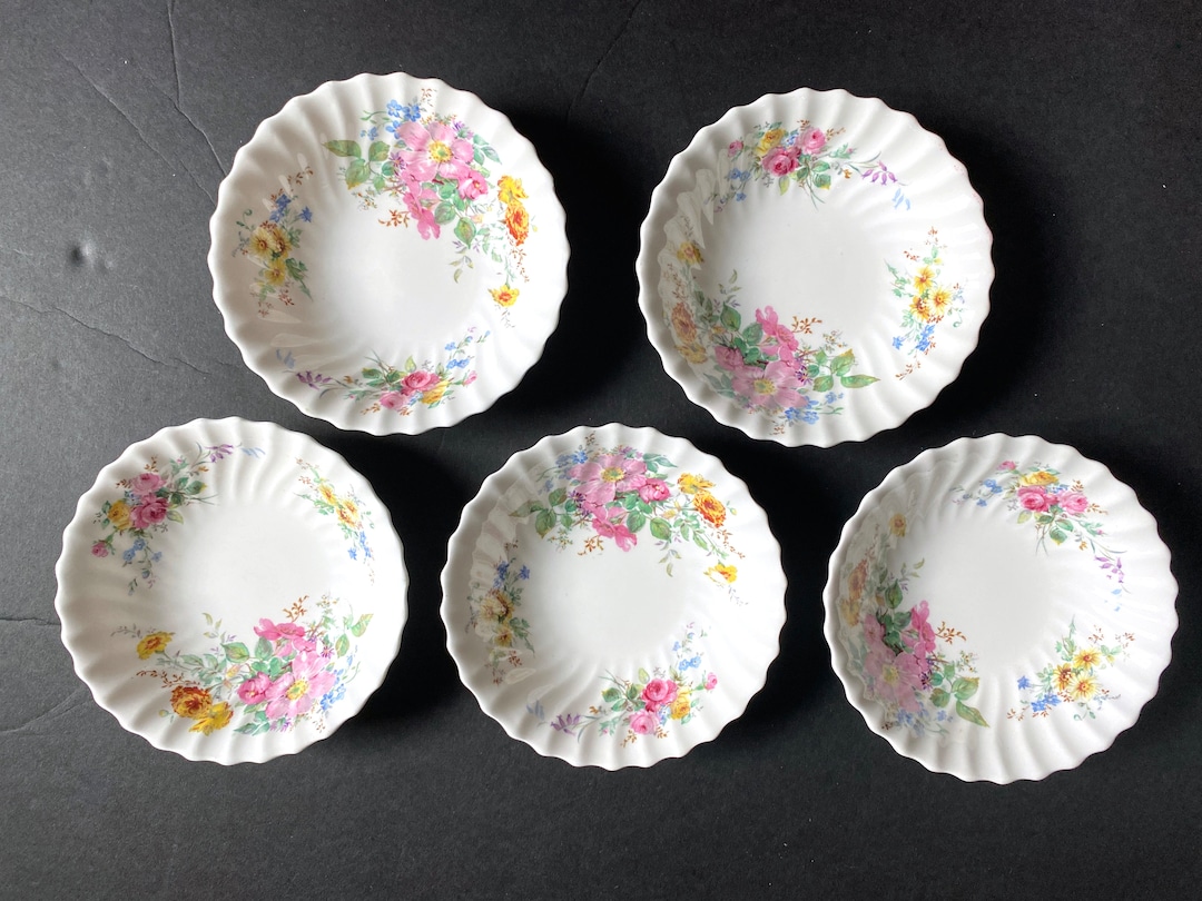 Set 5 Royal Doulton "arcadia" Pattern No H4802 Bone China Bowls , Green ...