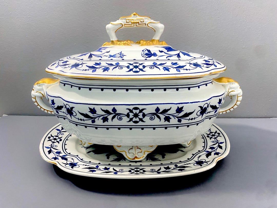 Royal Worcester Blue & White Porcelain Tureen With Tray, Gilt Accents ...