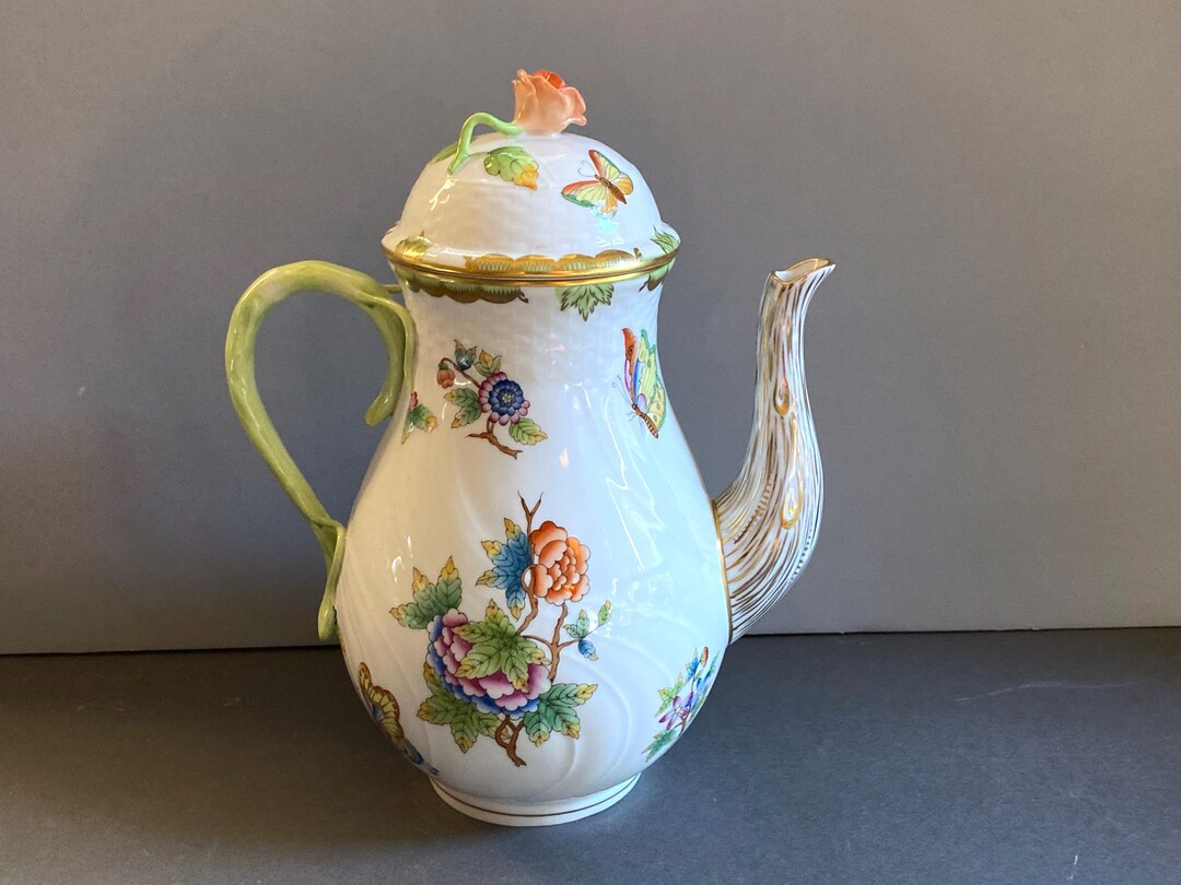 Large Herend Queen Victoria Coffee Pot With Rose Finial ,1611 VBO ...
