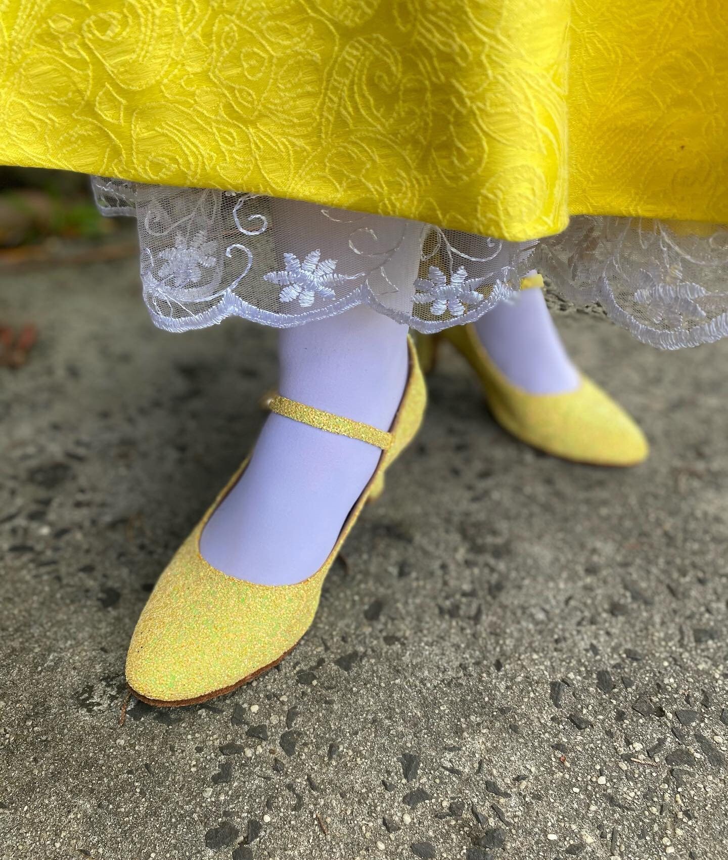 Snow White Inspired Character Shoes | Etsy