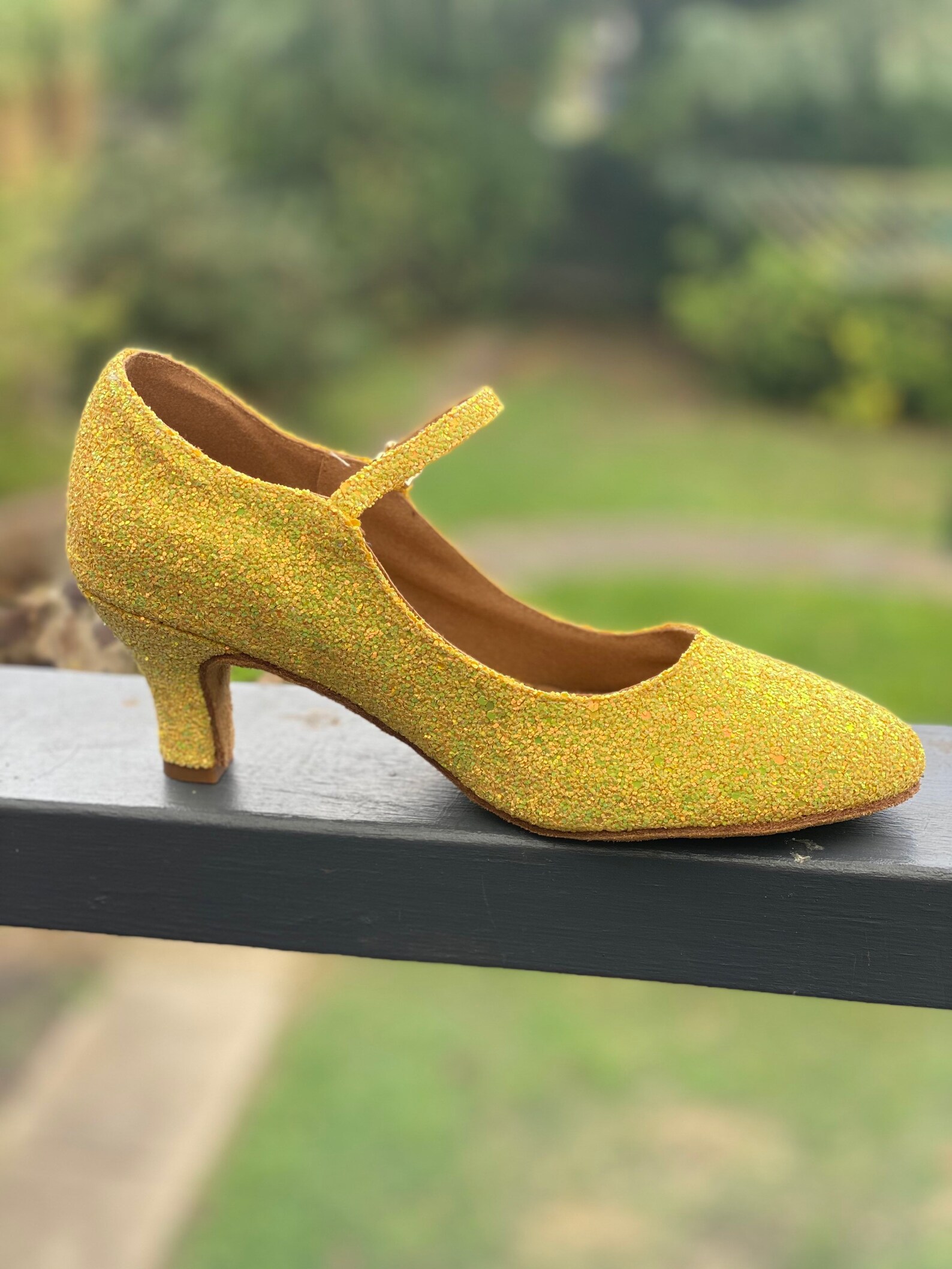 Snow White Inspired Character Shoes | Etsy