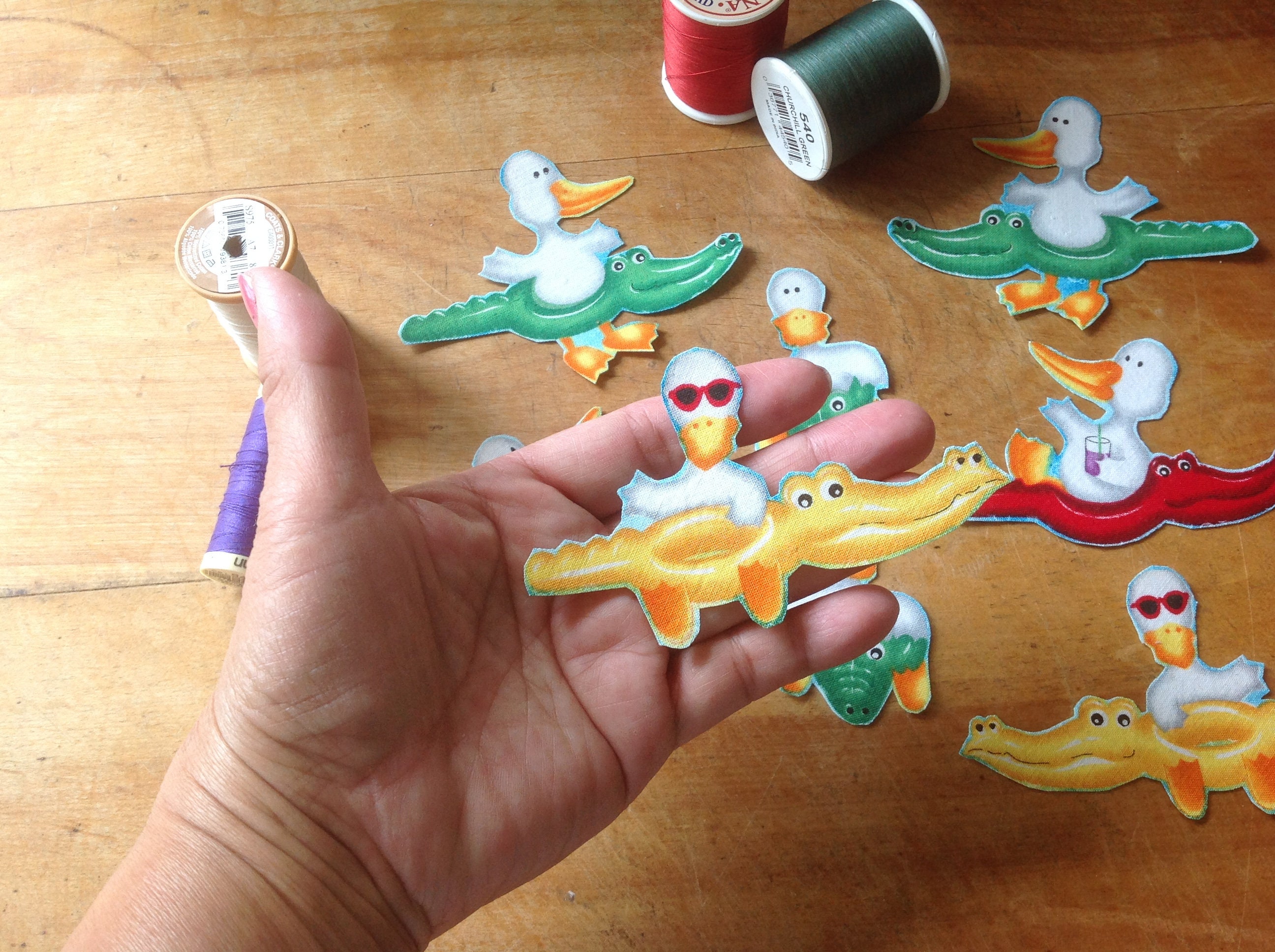 8 Piece Summer Fun Ducks Swimming in Alligator Floaties Iron-on Cotton ...