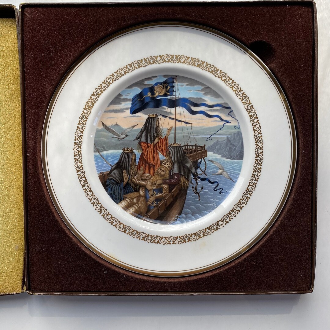 King Arthur Plate - Royal Worcester - the Death of King Arthur - Boxed ...