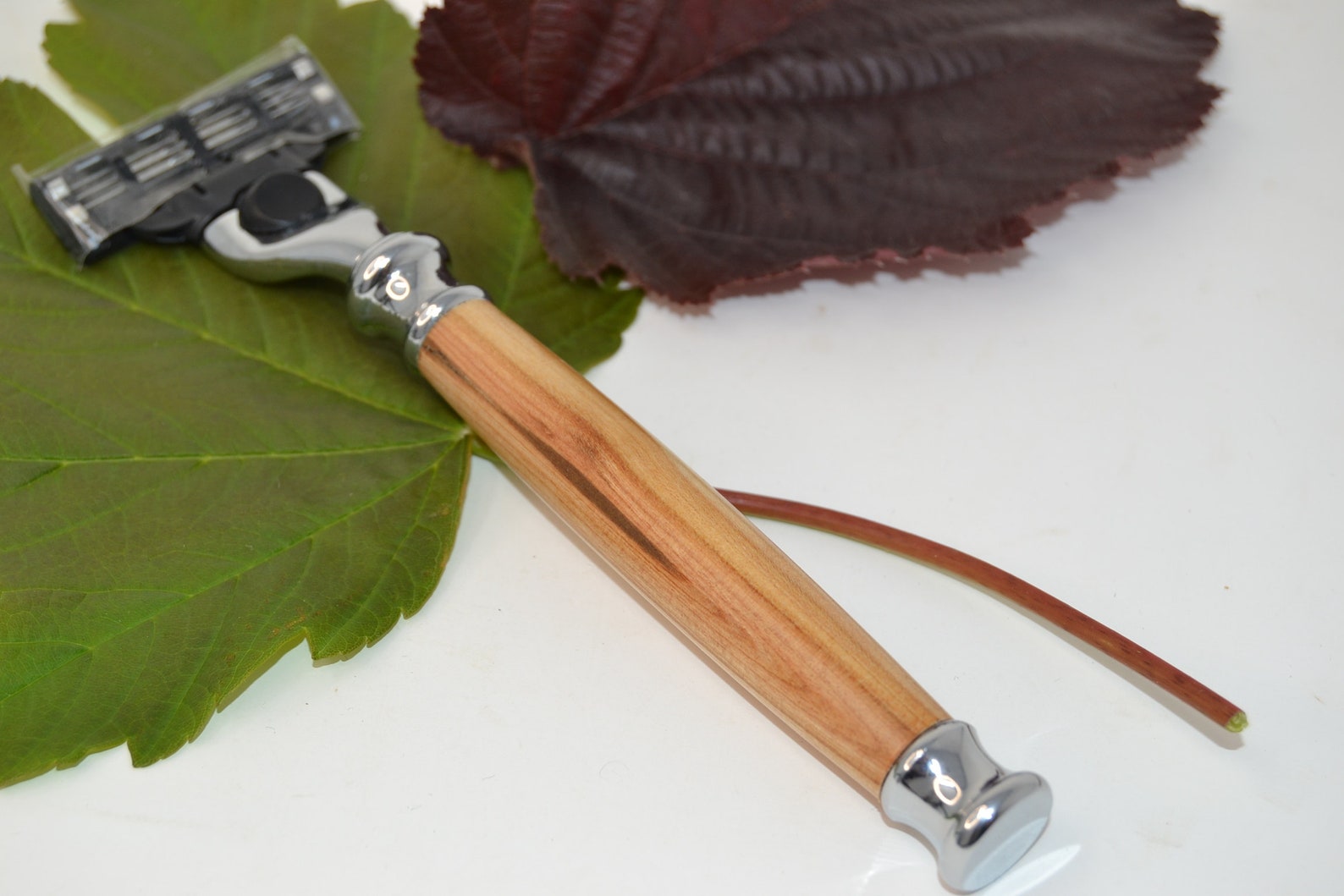 Wooden Razor Wet Razor With Wooden Handle Stand Wild Cherry Handmade ...