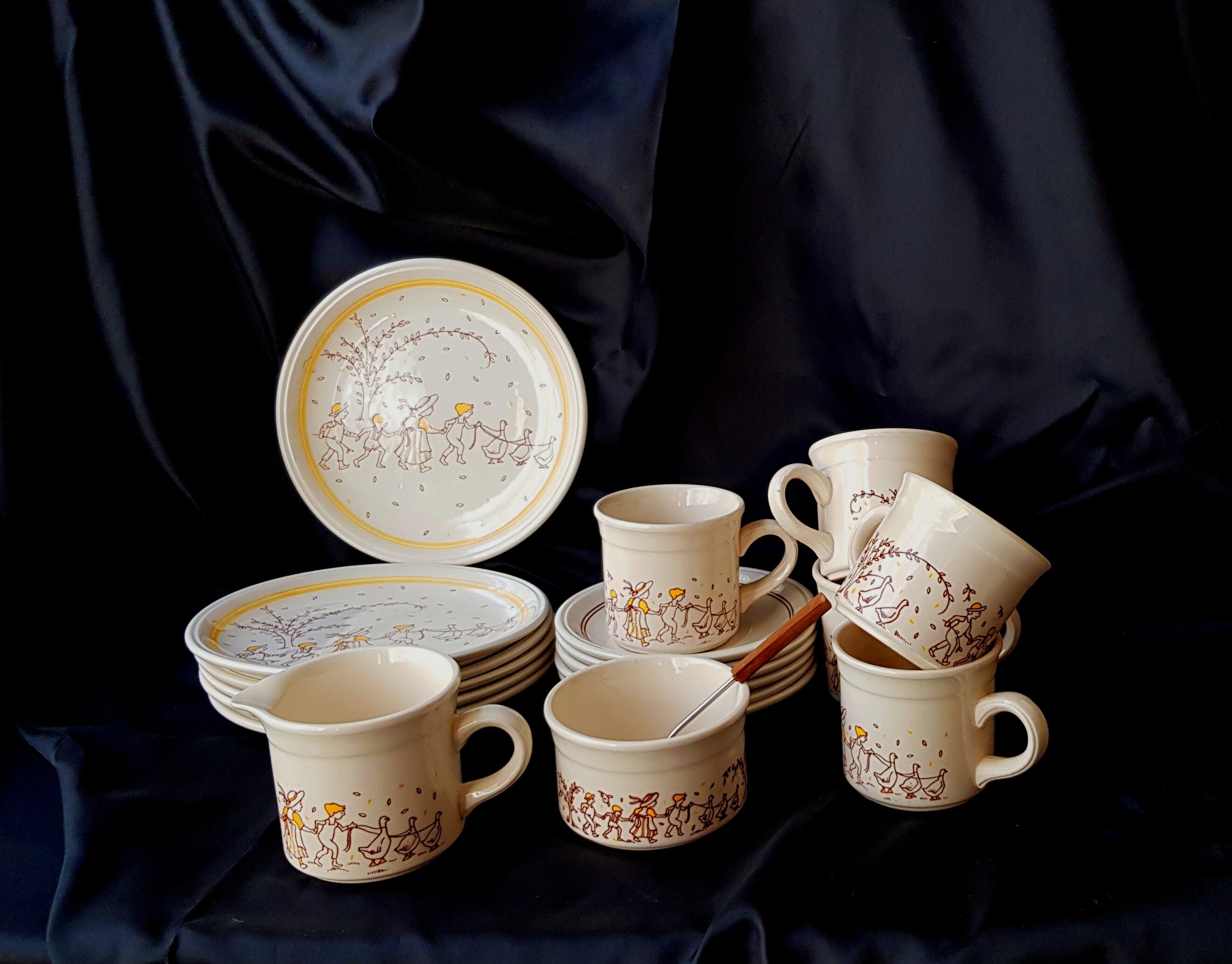 1980's Biltons Ironstone Tableware Nineteen Pieces | Etsy