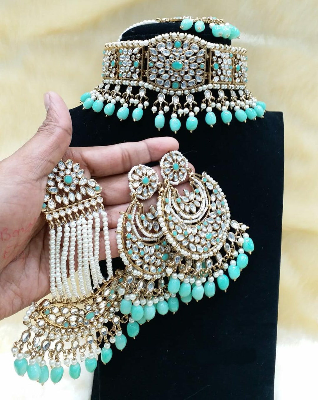 Reesha Jewel Kundan Choker Necklace Set With Big Size Earrings, Tika ...