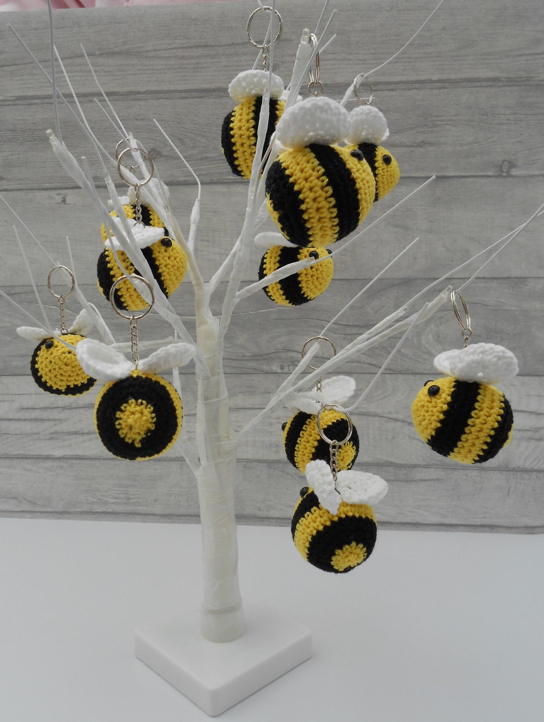 Crochet Bee Key Ring - Crochet Yarn Little Sweet Cute Hanging Bee ...