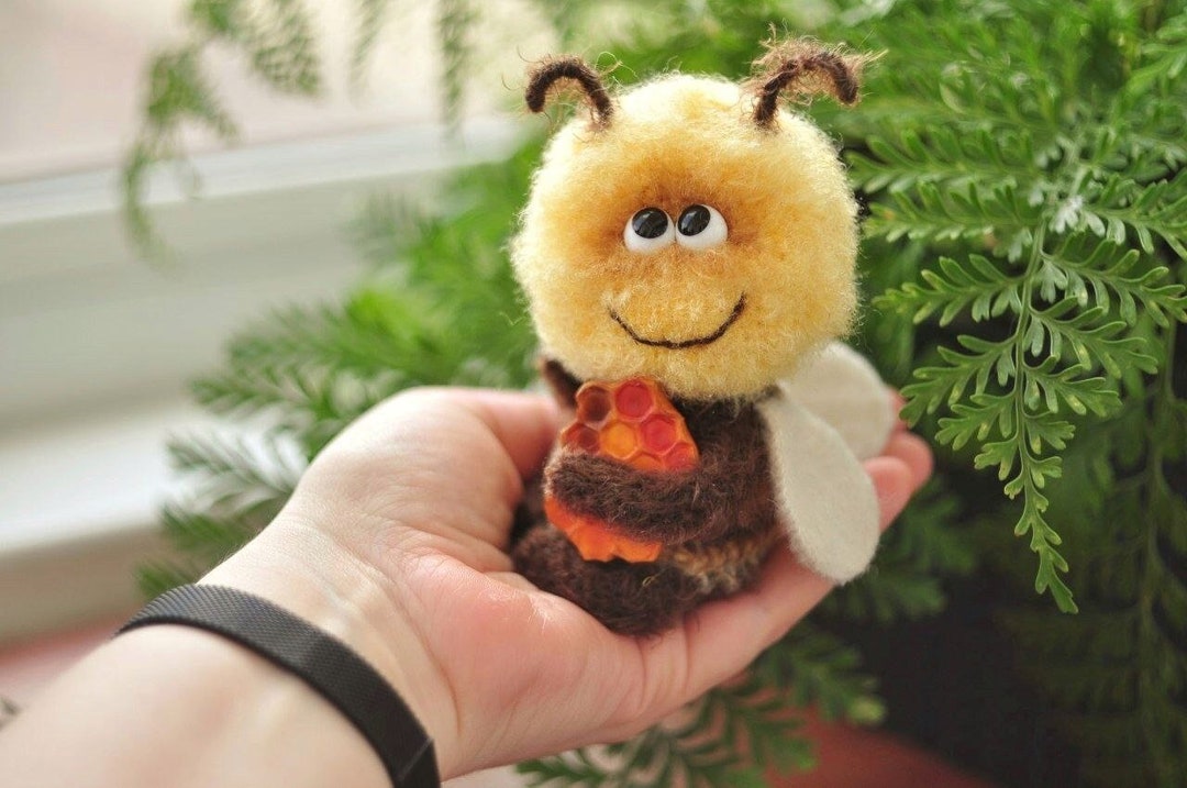 Tiny Bumblebee With Honeycombs is a Cute Gift for Bee Lovers and ...