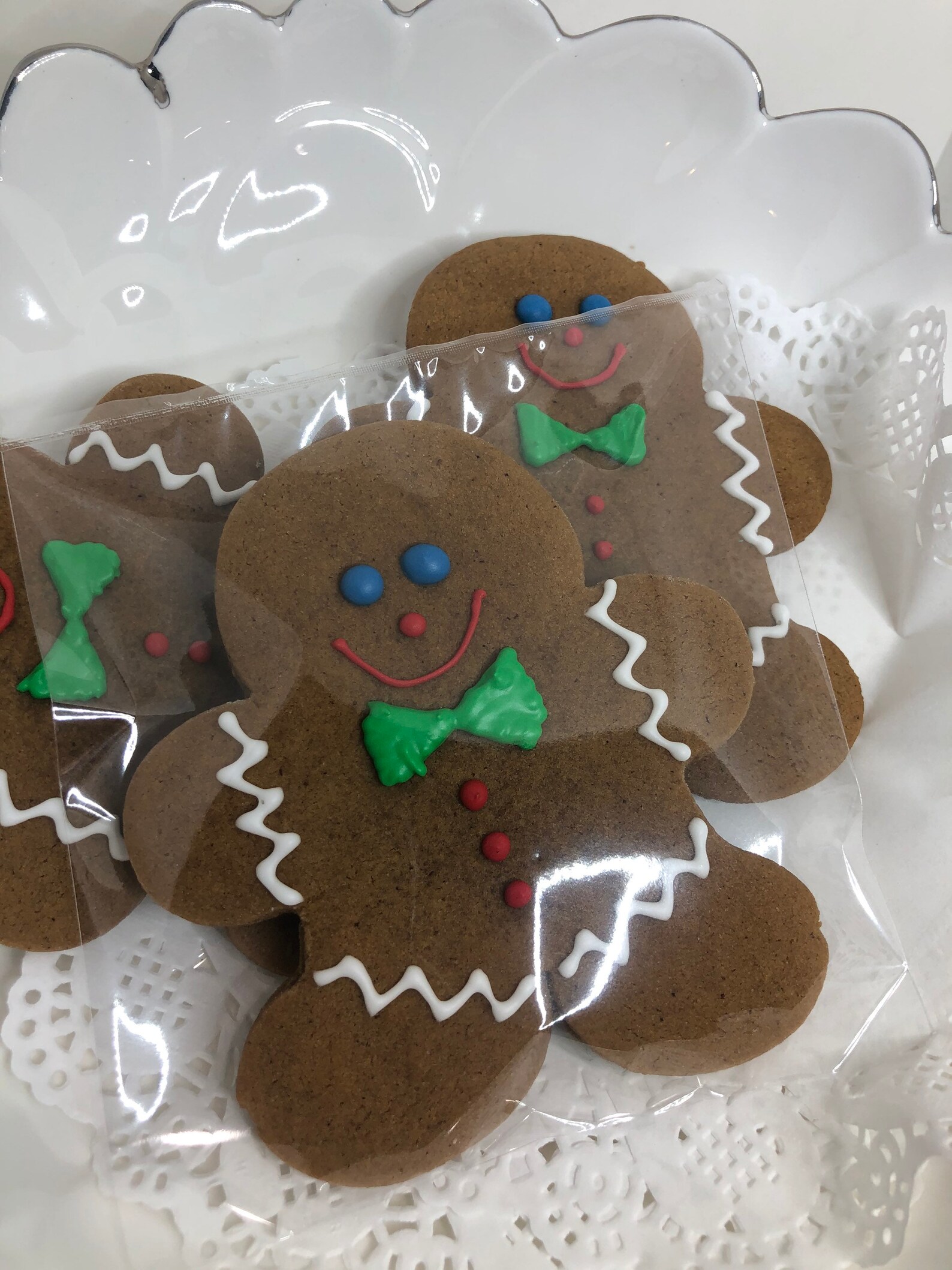Large Gingerbread Man Cookies: Decorated or Undecorated Holiday Treats ...