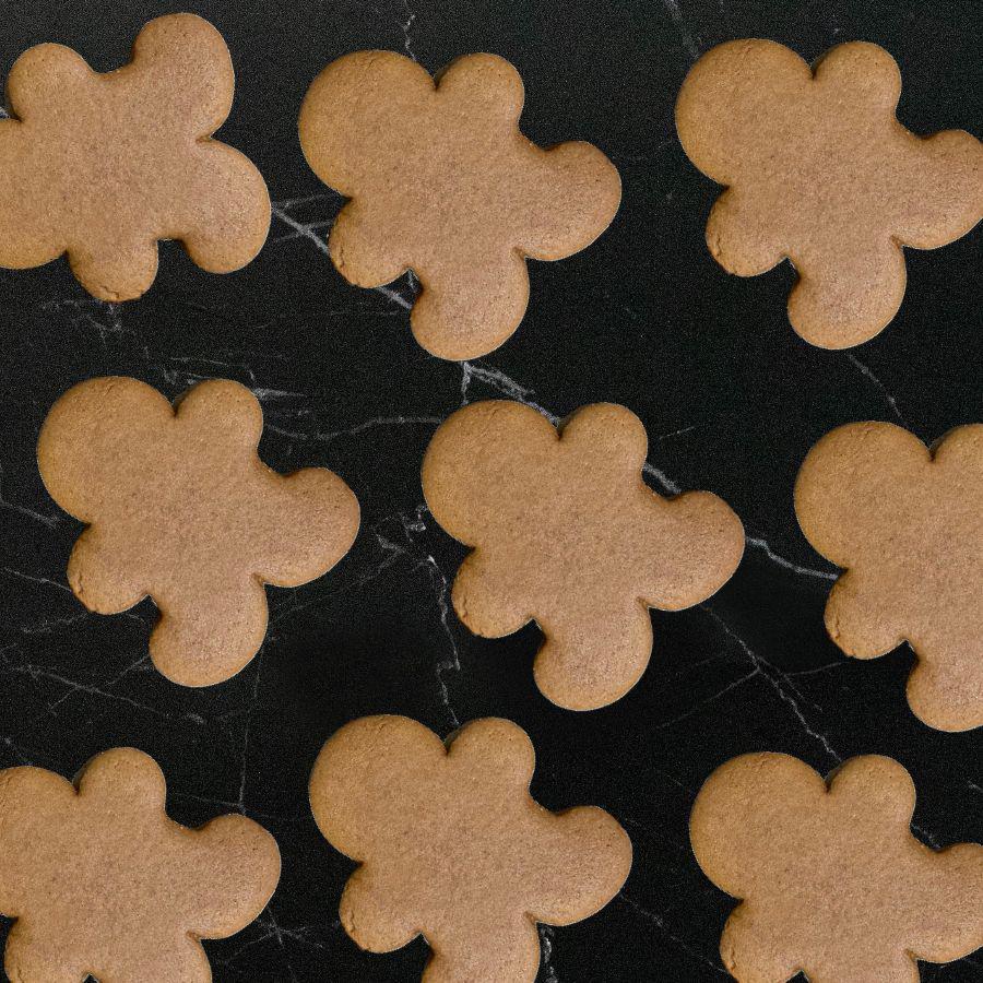 50 Undecorated Gingerbread Man Cookies: Holiday Decorating Party Favors ...