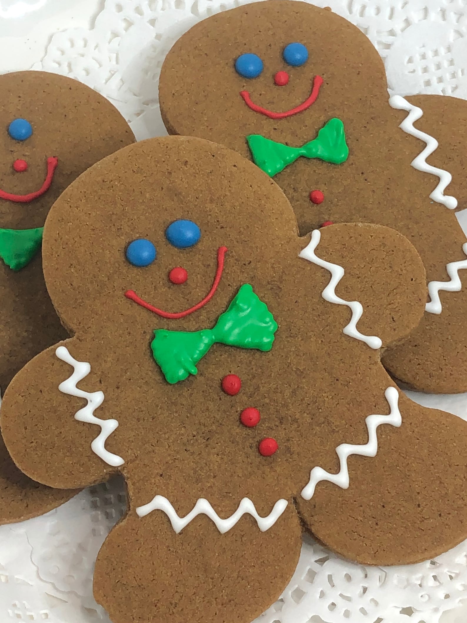 Large Gingerbread Man Cookies: Decorated or Undecorated Holiday Treats ...