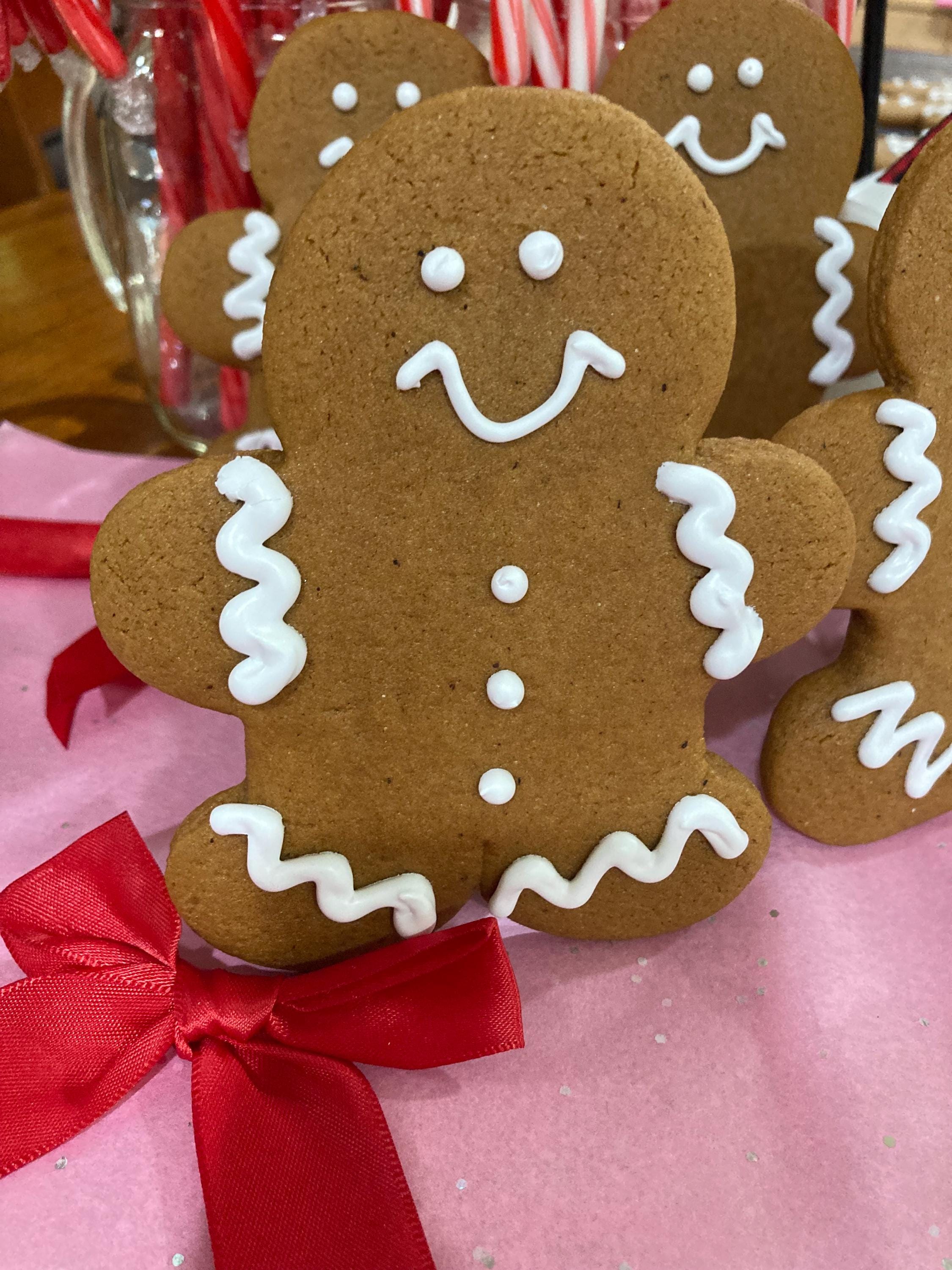 Old-fashioned Gingerbread Man Cookies: Holiday Christmas Treat - Etsy