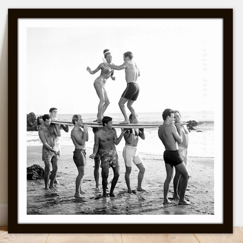 Beach Girls Balloon Print Vintage Beach Style Beach House Etsy