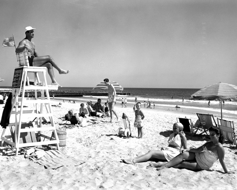 Vintage Beach Photo 1950s Printable Vintage Photo Poster - Etsy