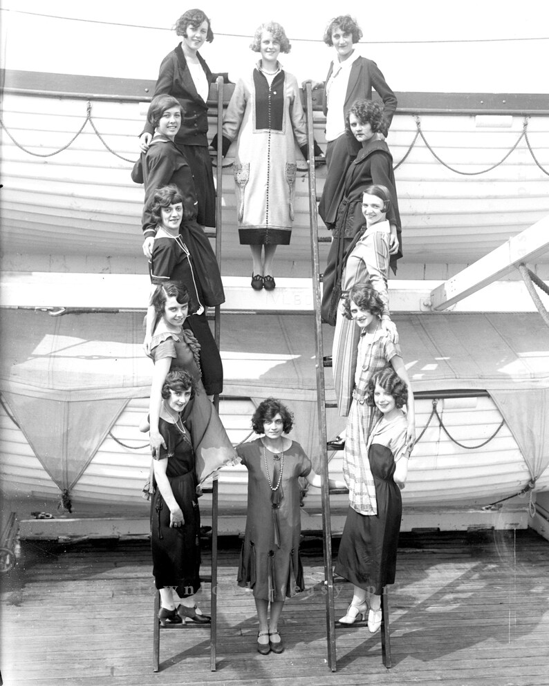 Performing Tiller Girls Photo Printable Vintage Photo Poster - Etsy