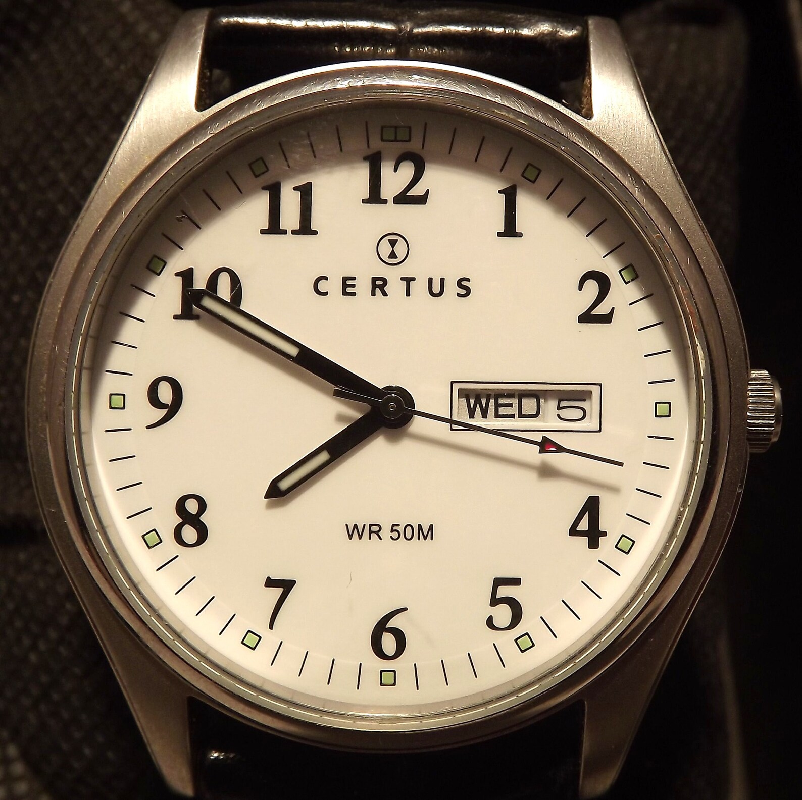 CERTUS / Men's classic watch / quartz / like new - Etsy France