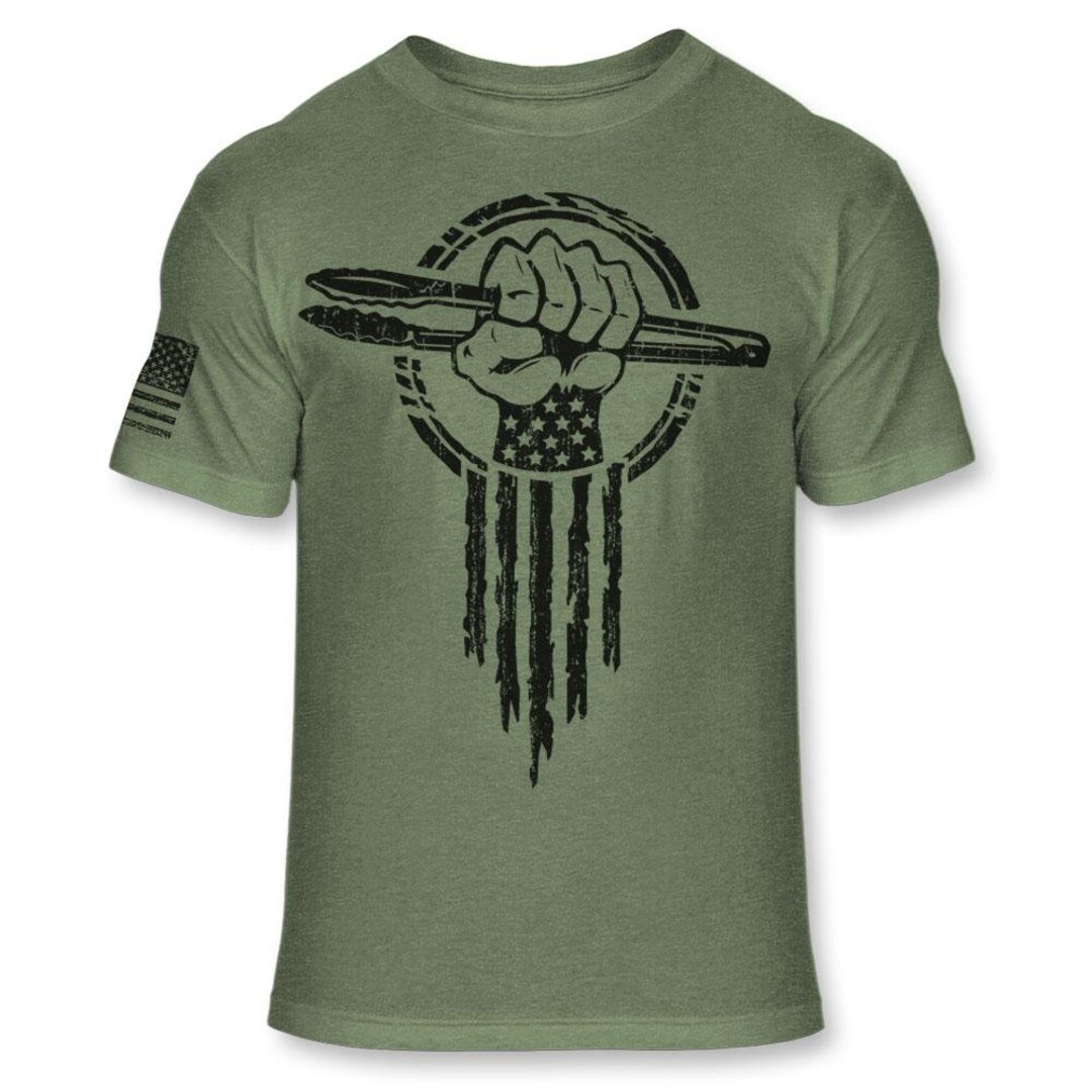 BBQ Hero T-shirt - Barbecue Superhero Fist Tee Shirt - Outdoor Grilling ...