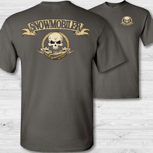 Men's Snowmobiler Skull & Crossbones T-shirt. Snowmobile Short Sleeve ...