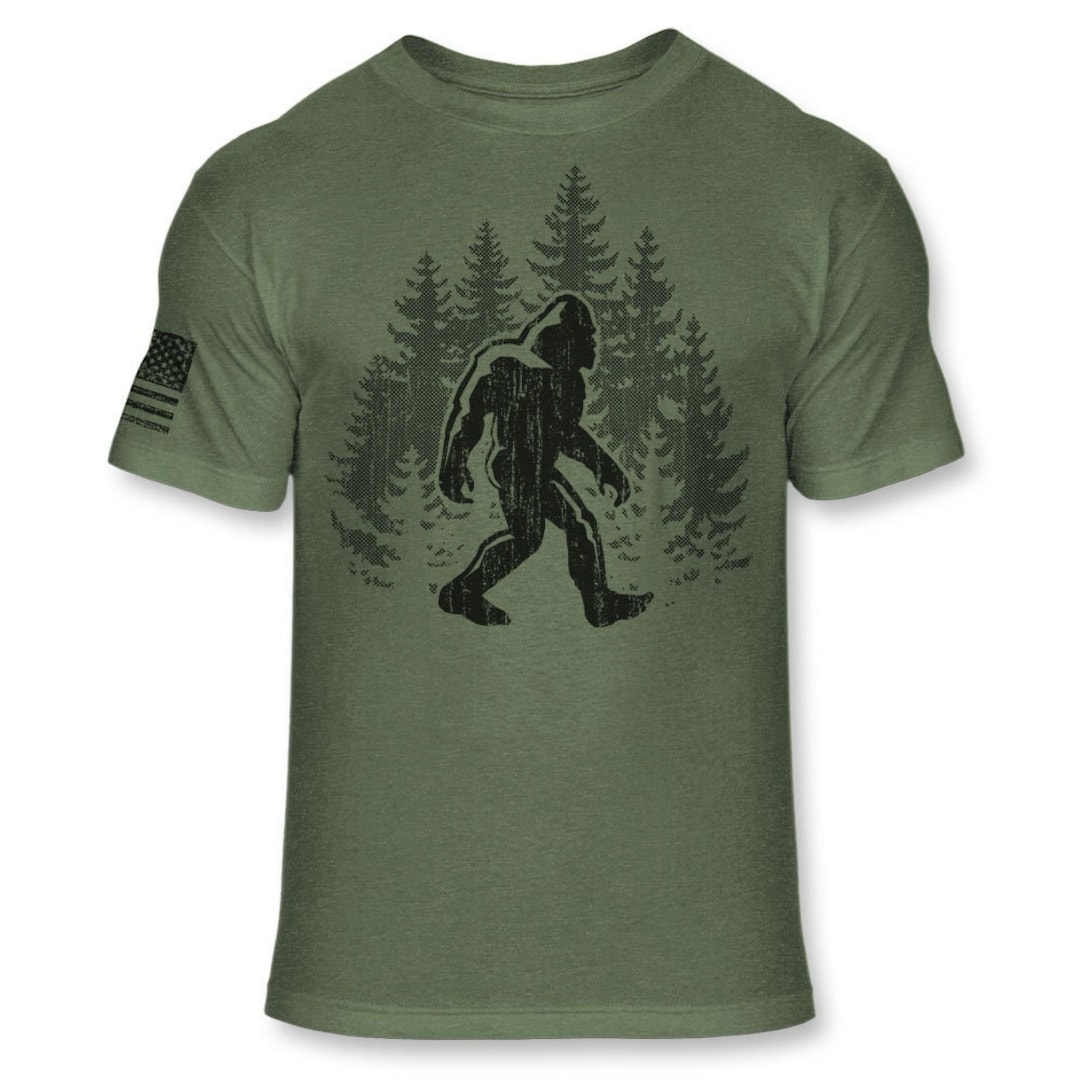 Bigfoot T-shirt, Funny Sasquatch Forest Silhouette Shirt, Yeti Big Foot ...
