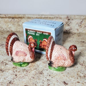 Turkey Salt & Pepper Shaker Set Made in Tiawan - Etsy