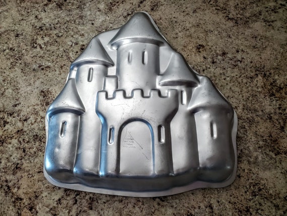 Wilton Enchanted Sand Castle Cake Pan Mold 2105-2031 Beach - Etsy
